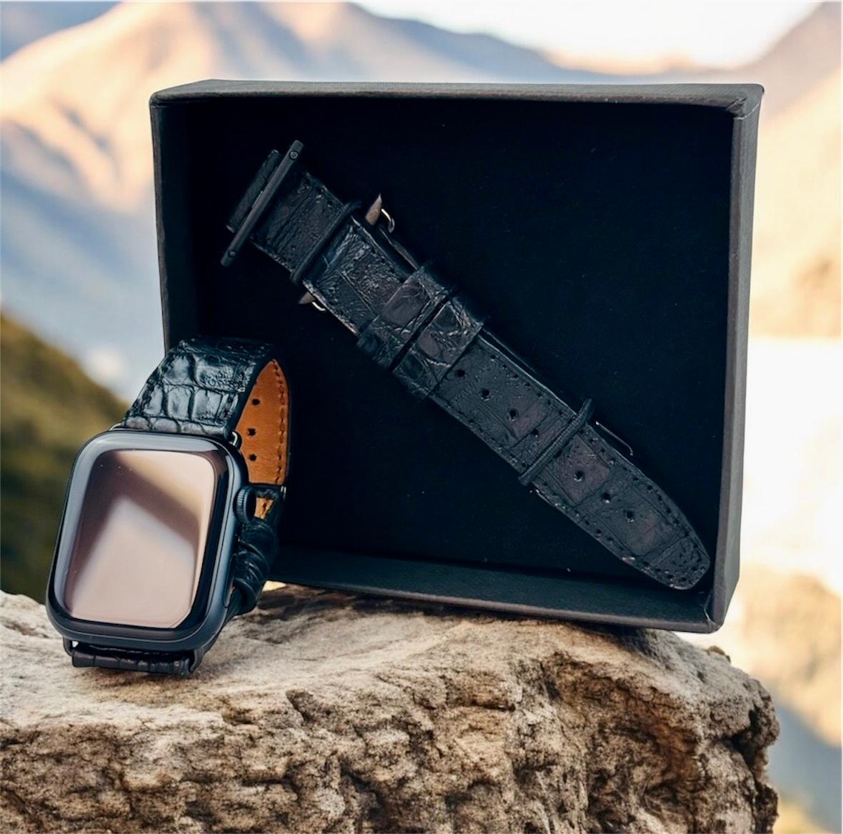 EXTENSIBLE APPLE WATCH EN PIEL DE CAIMÁN NEGRO – Calzado Gromo